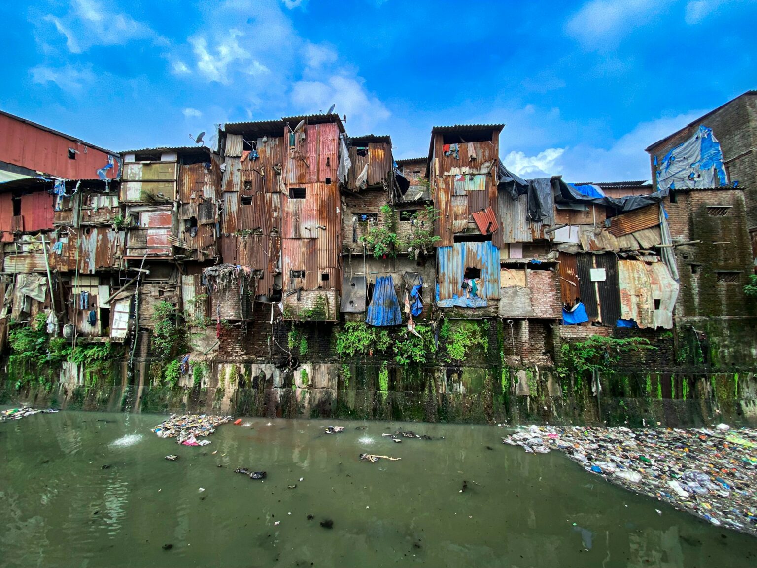 Slum - Definition und Merkmale - Geographie